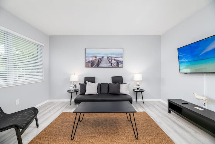 Short Walk To Wilton Drive! Apt2 - Wilton Manors, FL