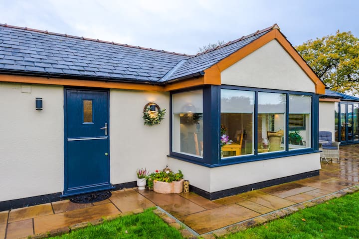 Elegant & Stylish 1-br Lodge-ideal For Work Stays - Preston