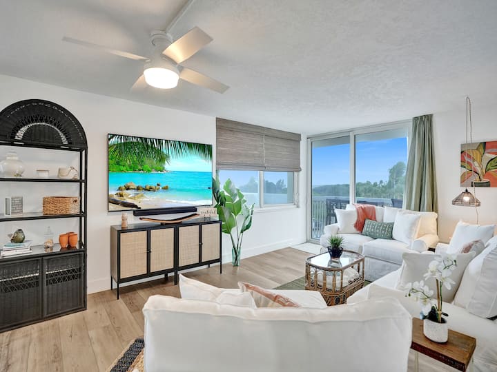 Singer Island Retreat, Steps To Beach And Pool - Riviera Beach, FL