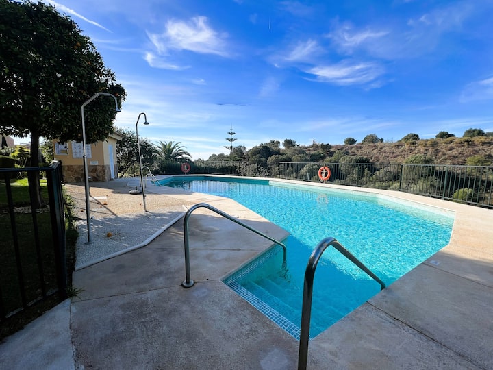Apto Encantador En Riviera, Piscina Y Parking - Calahonda