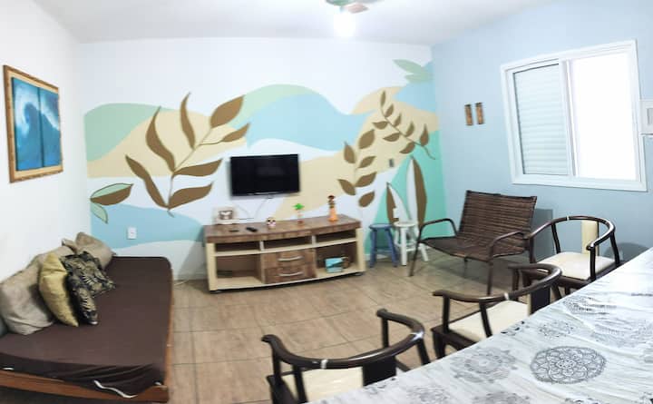 Pé Na Areia, Centro, Perto Da Feirinha E Comércio. - Peruíbe