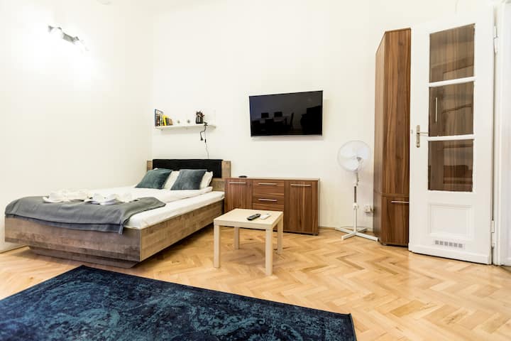 Alfa Centauri Apartment - Budapest