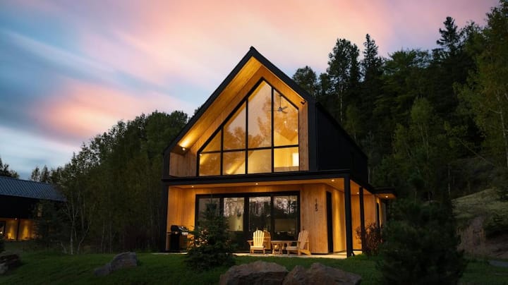 Le Majestic - Tremblant Spa - Fireplace - River - Mont-Tremblant