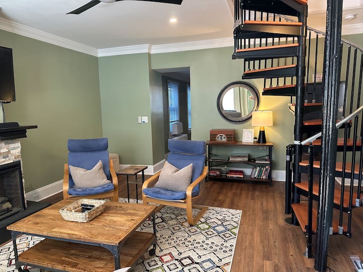 Hub City Cottage - Hagerstown, MD
