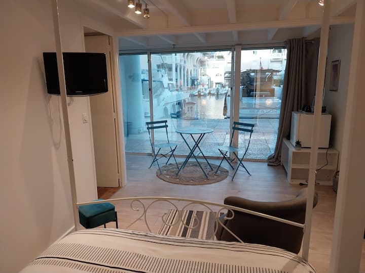 Chambre Privée Sur Le Quai - Fréjus