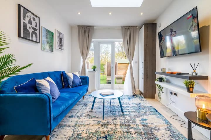 Parking | Yard | Bbq | Chic Apartment Near Wembley - Harrow