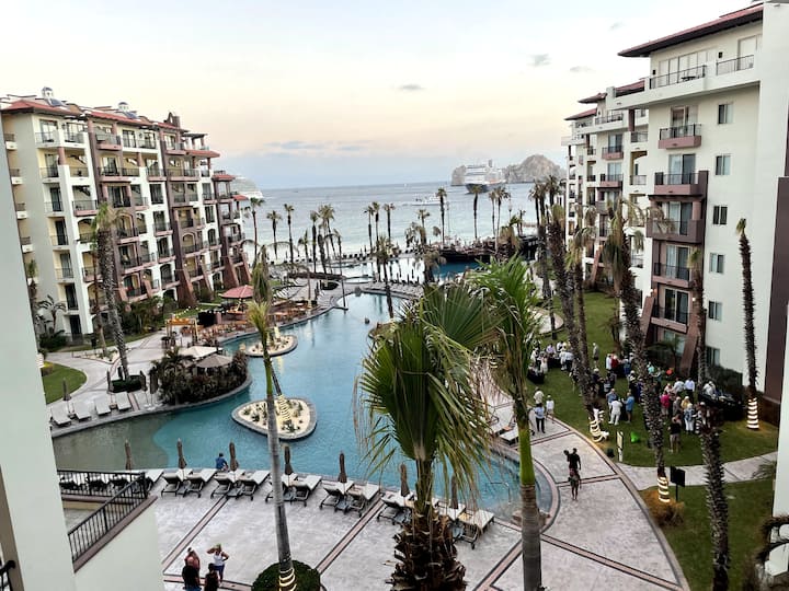 3 Bedroom Oceanfront Suite - Cabo San Lucas