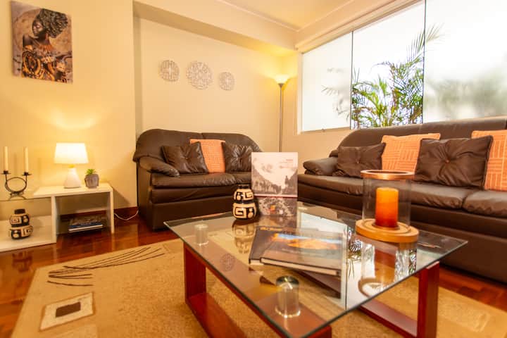 Amplio Y Familiar 2br En Miraflores - Lima