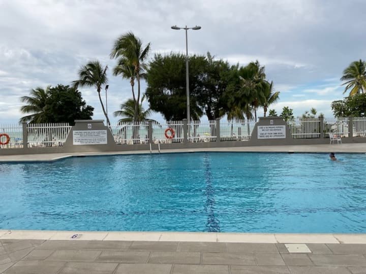 Oceanfront Studio- Isla Verde - San Juan