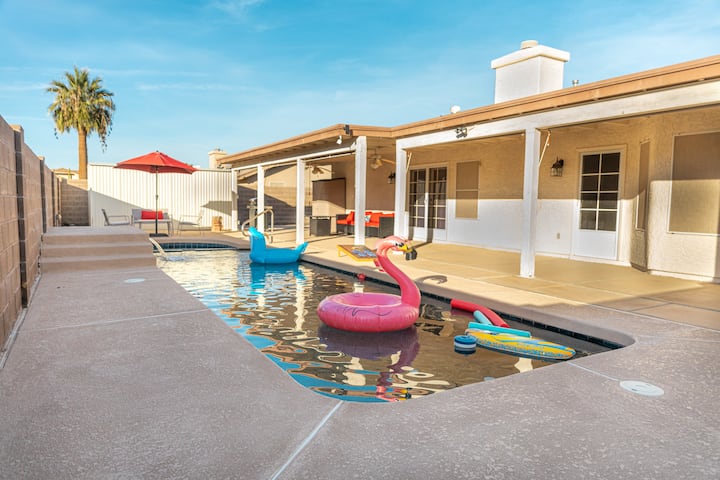 Pool/jacuzzi/ Game Room Home - Yuma, AZ