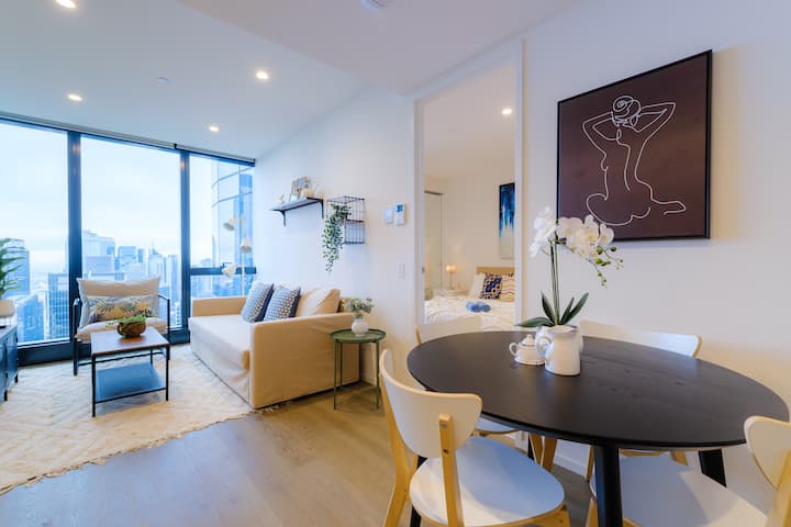 Brand New Skyscraper-stylish Apt - Kensington