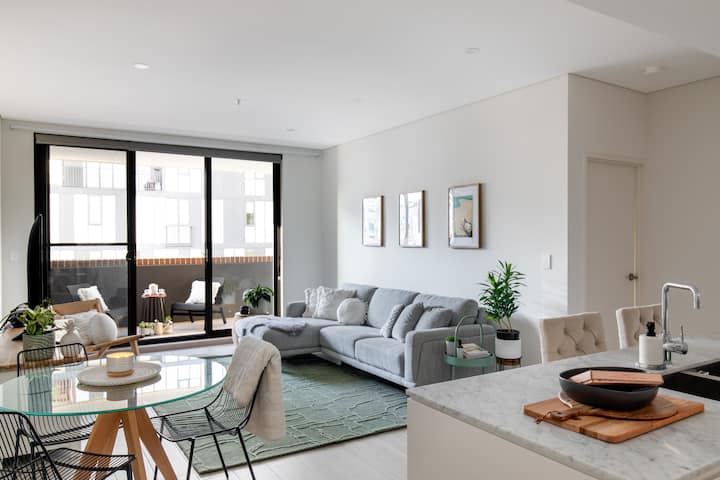 "Delmar Luxe" Brand New Executive Stunner - Narrabeen