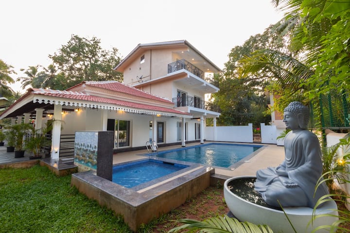 Newly Designed Portuguese 6bhk Villa | North Goa - Inde