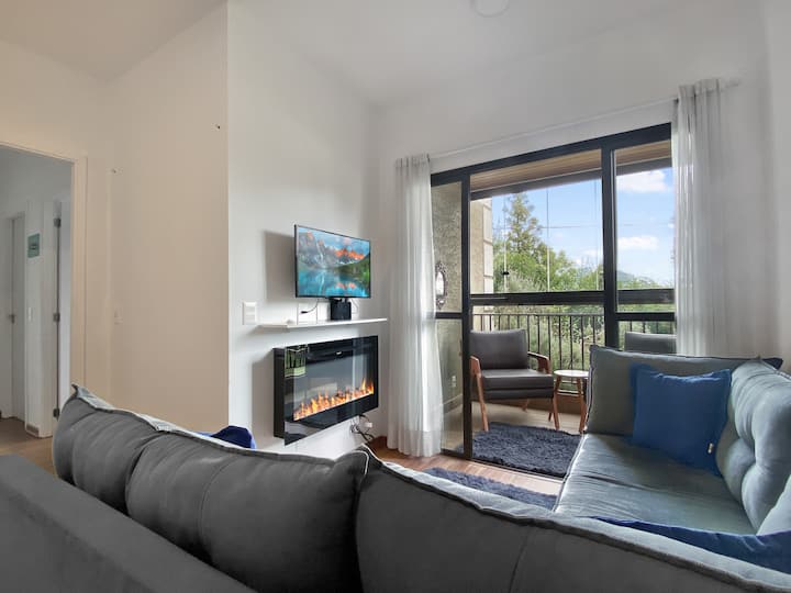 Fireplace | Balcony | Kitchen | Parking - Campos do Jordão