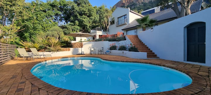 Water's View Villa, 3 Bedrooms - Hartbeespoort