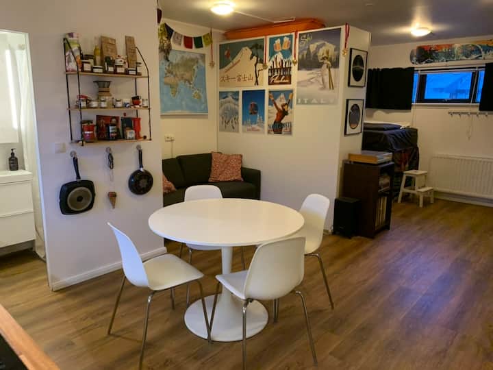 Cosy Tiny Home Close To Nature - Iceland