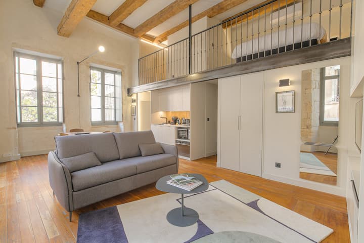 Duplex Lumineux Et Authentique, Vieux-lyon - Lyon