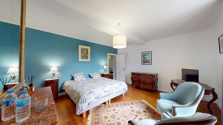 Chambre Dans Maison De Maître - Revel