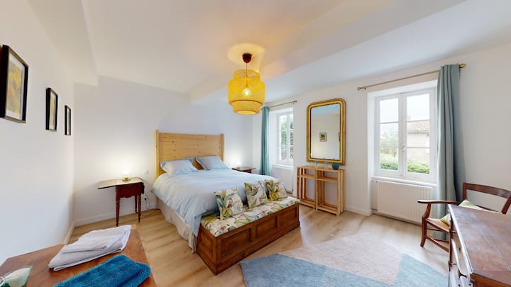 Chambre Dans Maison De Maître - Revel