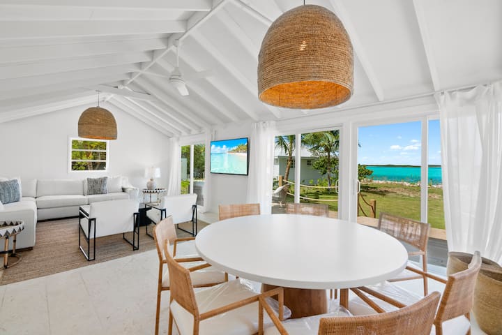 Waterfront Villa| 10 Min From Georgetown | 10 Ppl - Bahamas