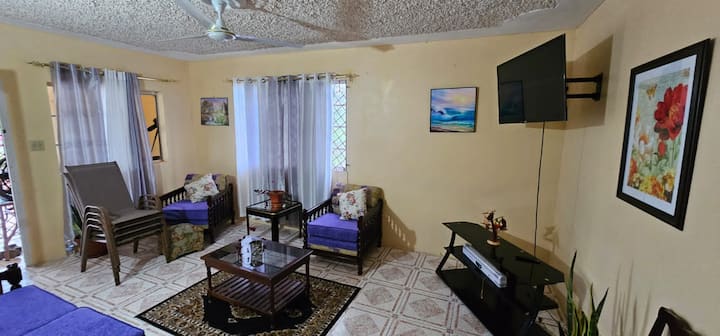 Jack's Cozy Airbnb - Montego Bay