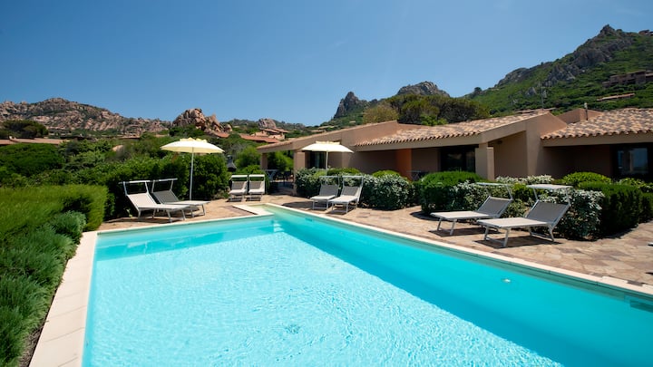 In The Green Mediterranean, With Sea View And Pool - Costa Paradiso