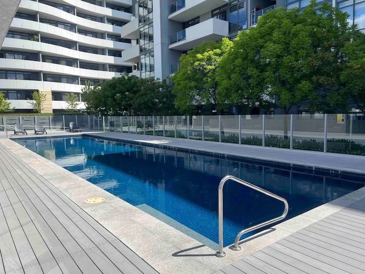 2br Garden Unit Centre Belconnen - National Folk Festival, Gungahlin