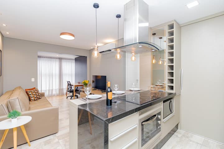 Apto Lindo E Aconchegante Com Garagem - Curitiba