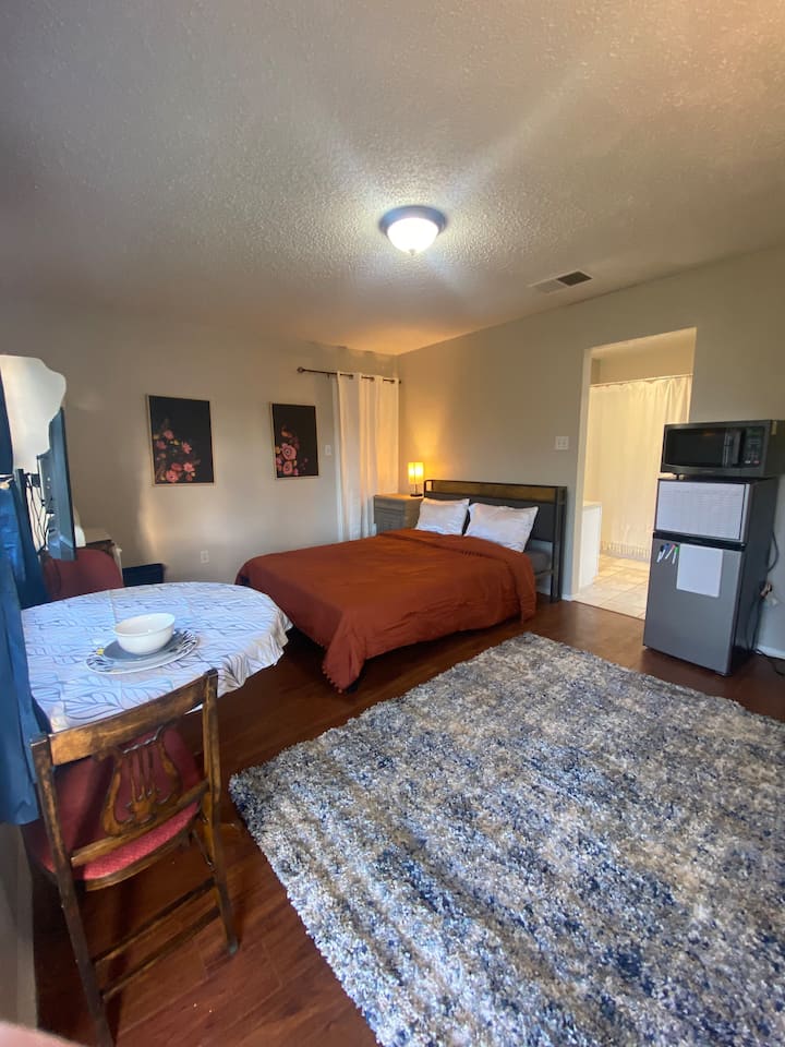 Intimate Studio By The Domain - Great Hills - Austin