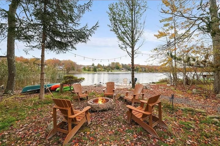 Lakefront Retreat W. Hottub, Games, Sauna, Kayaks - Tobyhanna, PA