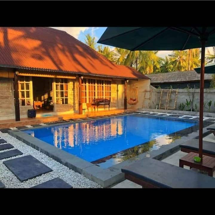 Villa Almond Mayo - Gili Islands