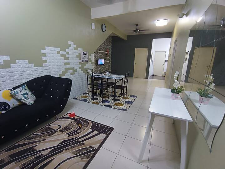 Afya Alya Guesthouse Melaka (No Aircond) - Alor Gajah