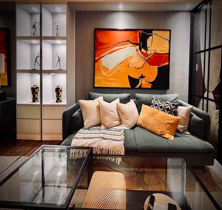 Elegant Comfortable 1br In Air Residences Makati - Makati