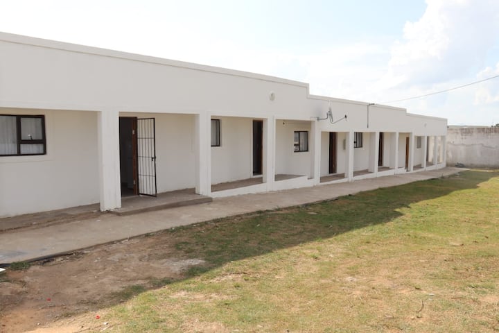 Azm Guest House - Mthatha