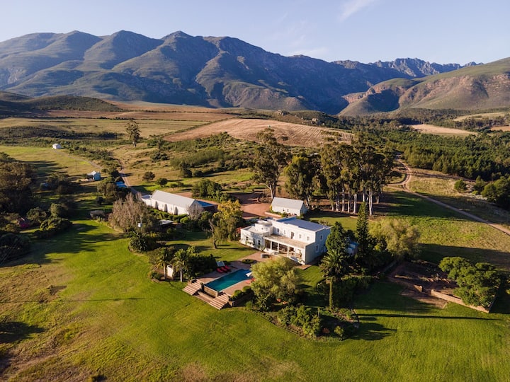 Five-room Mardouw Olive Estate Country House - Bonnievale