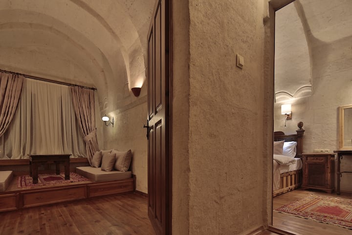 Arch 1+1 Room W/ Turkish Bath - Cappadocia