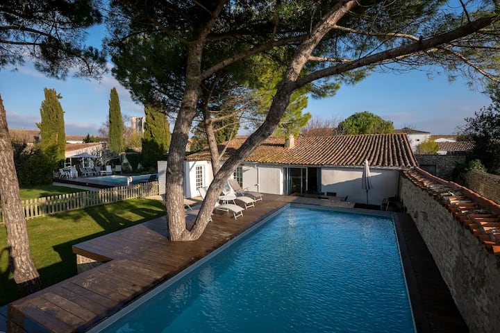 Gîte "Sous Les Pins" - 9 Pers - Île de Ré