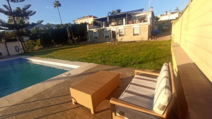 Villa Las Golondrinas, 4 Adultos + 2 Niños - Marbella