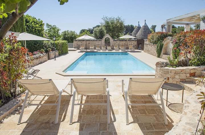 Trulli Valle D'itria -Melograno Piscina Riscaldata - Apulia