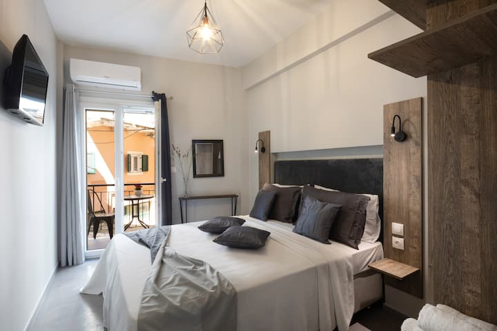 Nefeli Boutique City Suite - Corfu