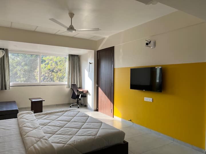 Airbnb Nashik Trinay Aster, Daffodil & Rose - Nashik