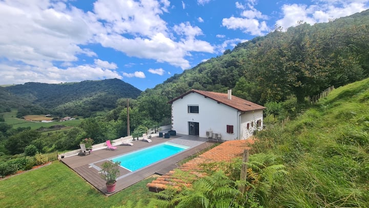 Maison Au Cœur Du Pays Basque - Saint-Jean-Pied-de-Port