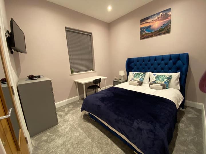 Boutique Villa - Luxury Room 1 - Armagh