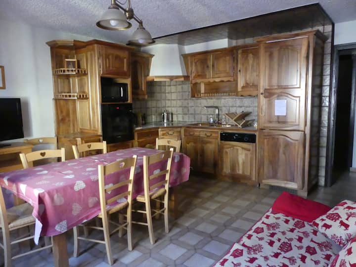 Auberge Des Eglantiers - Flumet
