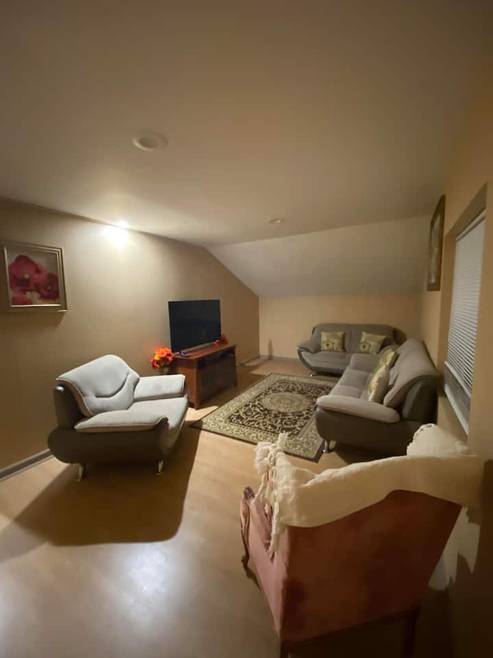 The Perfect Poolside Getaway! - Bensalem, PA