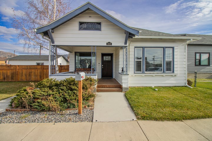 Historic Home In The Center Of Town - Butte, MT