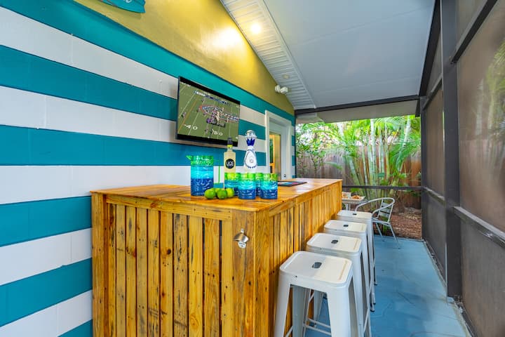 Casa Flamingo - Private - Outdoor Bar+tv - Games - Tampa Bay, FL