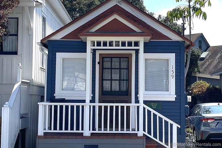 A Tiny House - Monterey, CA