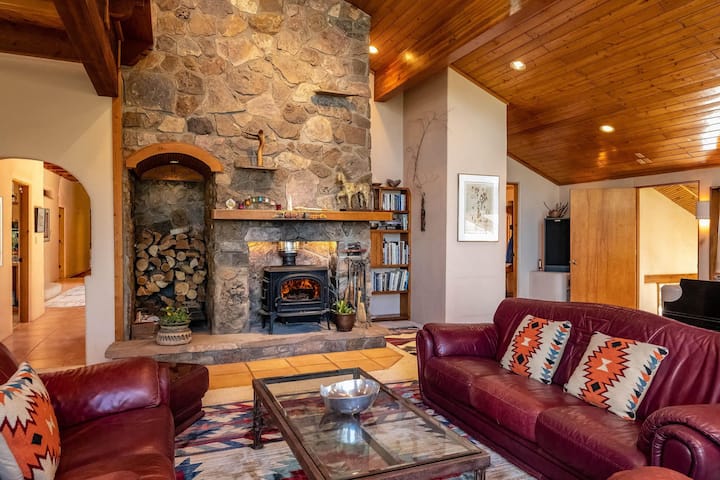 Heavenly Retreat Mountain Lodge - Angel Fire, NM