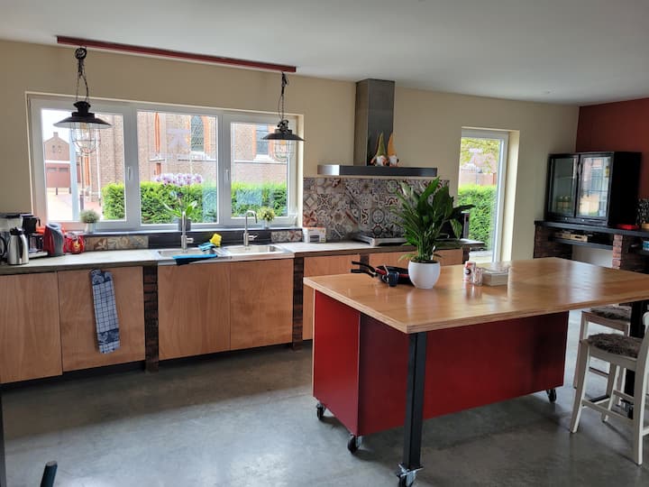 Gehele B&b Het Wit Huys In Born - Maaseik